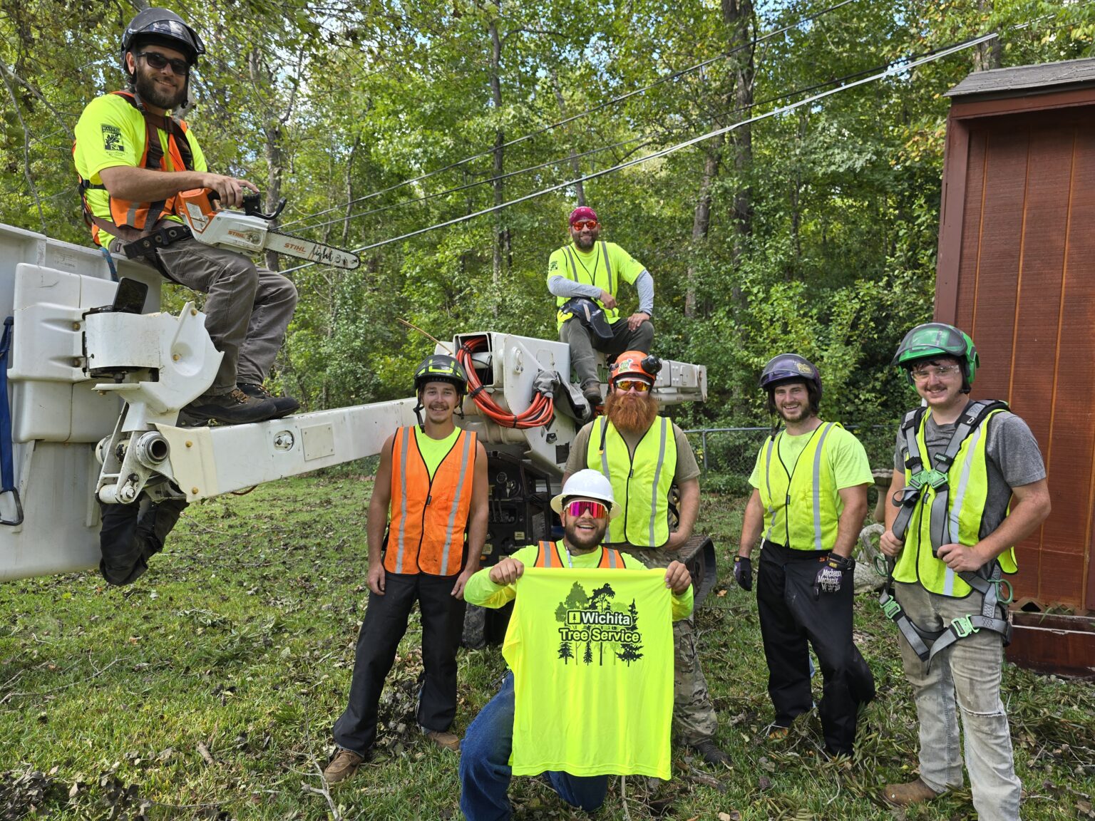 Wichita Tree Service, Tree Removal, Tree Trimming, Land Clearing